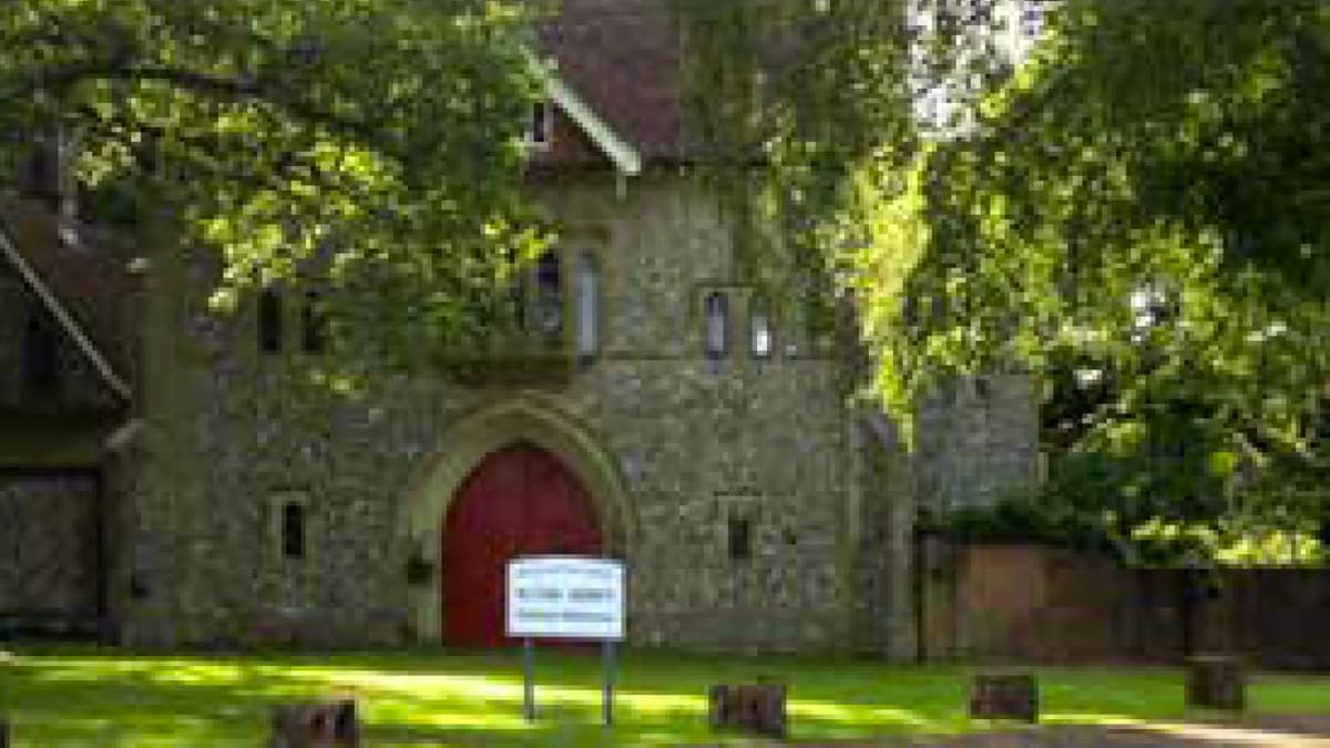 Alton Abbey: Energise Ukraine appeal leader's frustration with Church ...