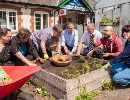 Kingsley Organisation charity gets £5,000 from Grundon Sand and Gravel ...