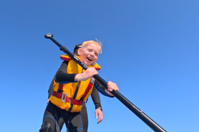 Dexter's taking on an extraordinary paddleboarding feat for The Azaylia ...