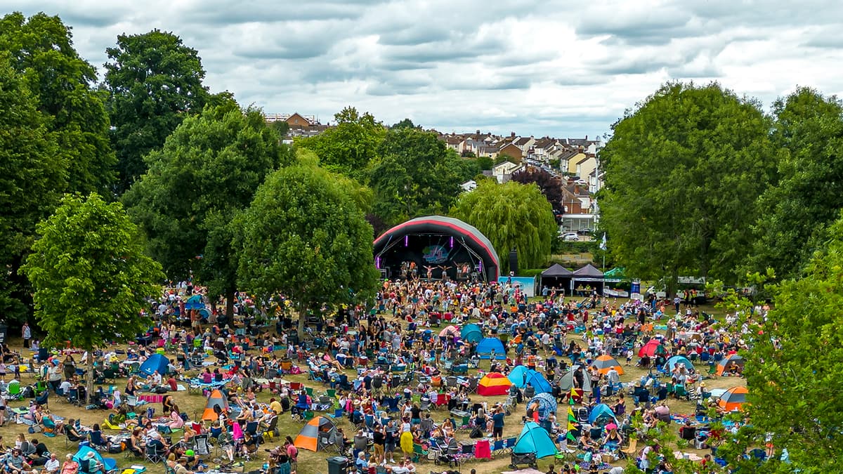 Win a family weekend ticket worth £100 to the Picnic and Pop festival ...