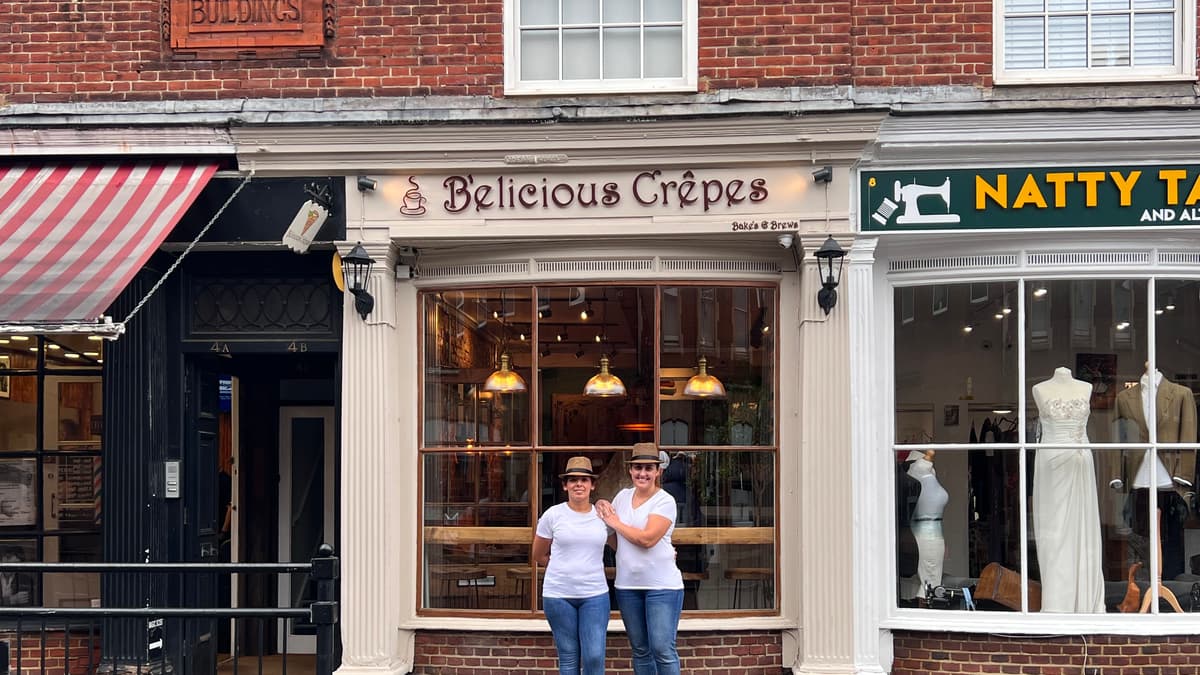 B'elicious: Greek friends Nina and Koula open 'dream' crêperie in ...