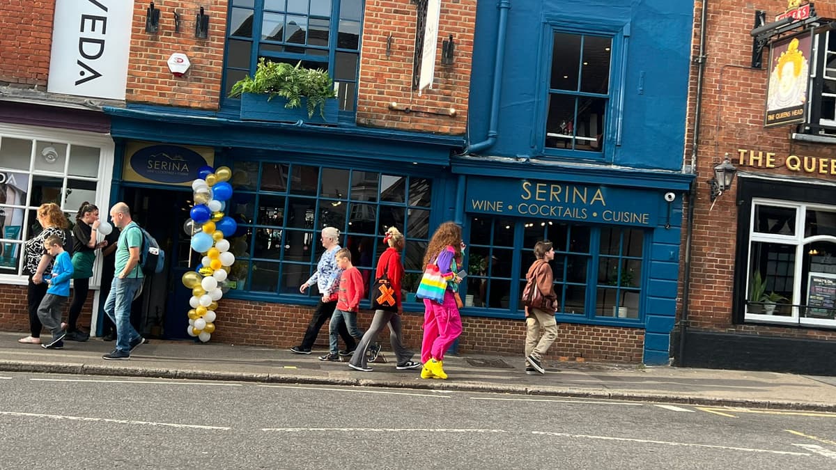 Serina: New wine bar opens its doors in Farnham town centre with ... Serina: New wine bar opens its doors in Farnham town centre with ...