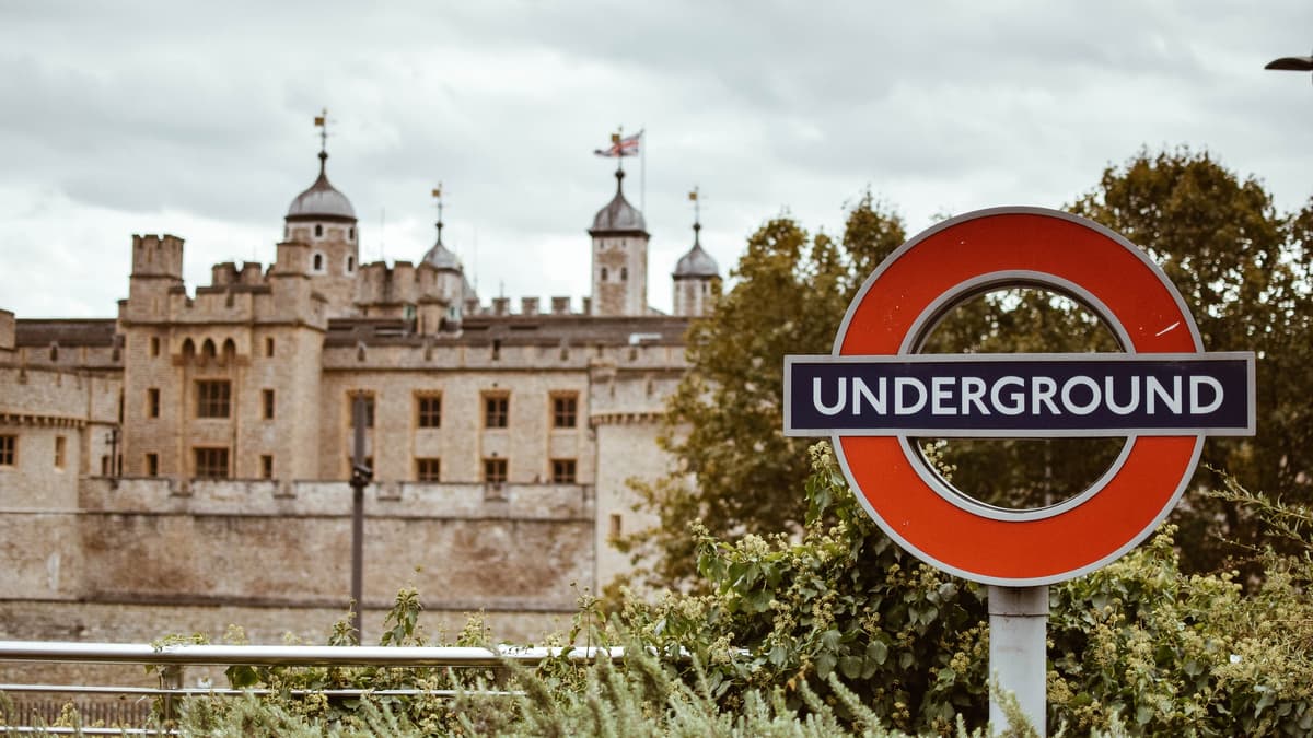 'Don’t take away our London Travelcards': Councillor calls for TfL u ...