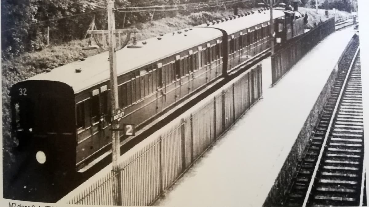 A flashback to the Bordon Light Railway and Bentley’s third platform ...