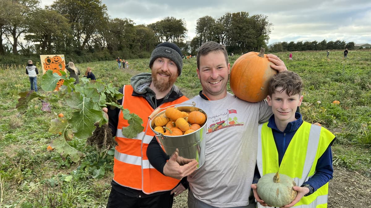 Farmers help Hop tu Naa celebrations | iomtoday.co.im