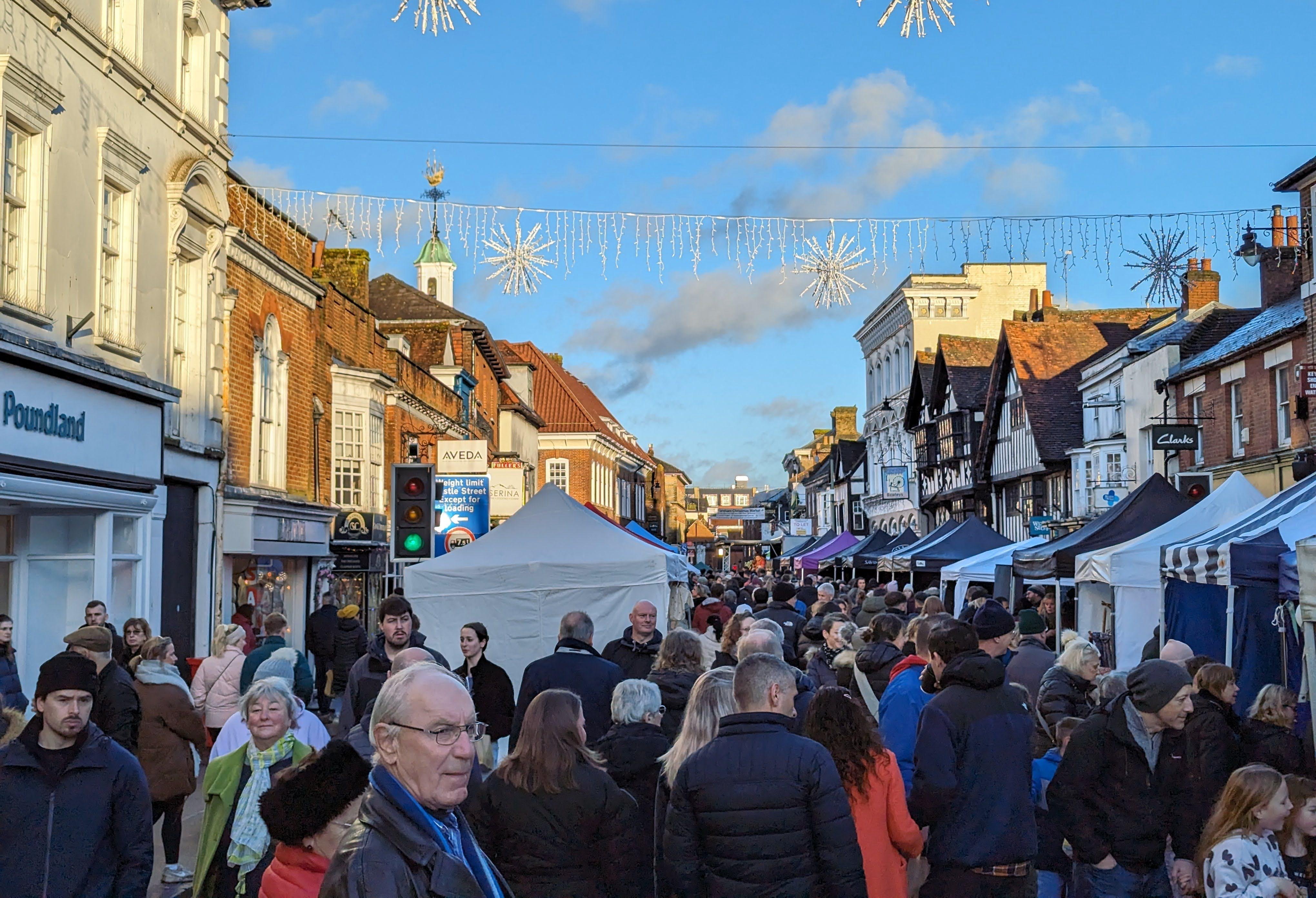 One-day Christmas market returns to Farnham | farnhamherald.com