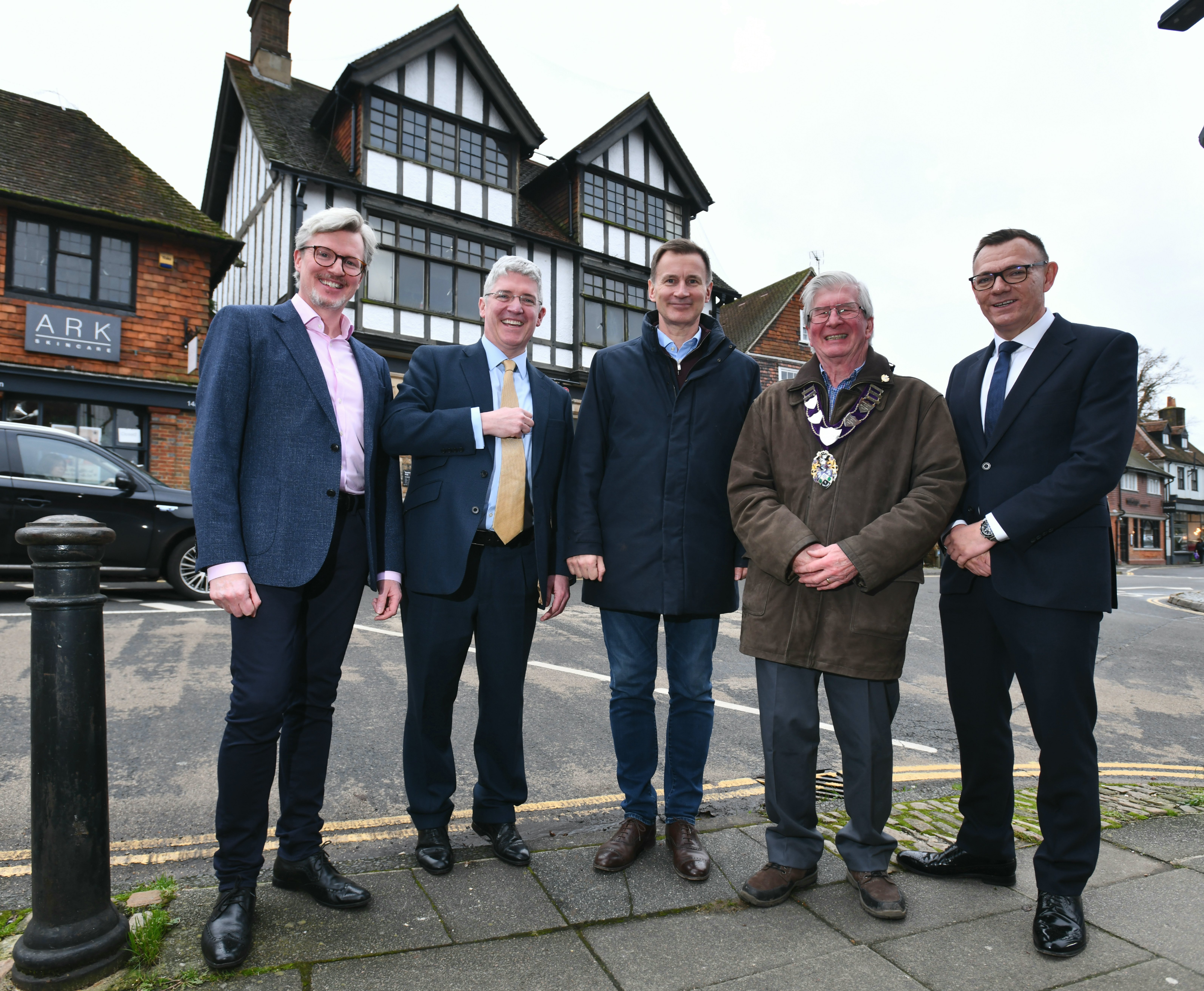 Haslemere's battle for banking ends as Jeremy Hunt unveils new banking ...