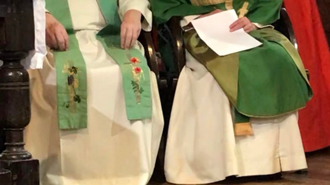 North Farnham Churches honour departing priests with retirement service ...