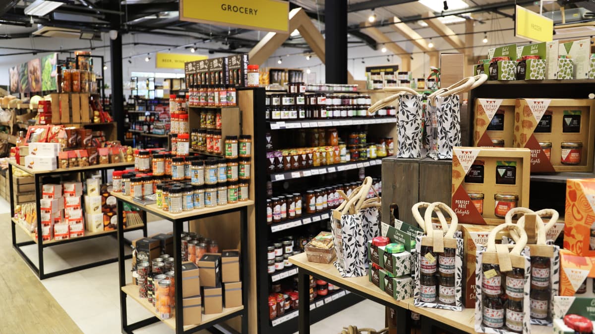 Squire's Frensham awarded 'UK Garden Centre Food Hall of the Year' at ...