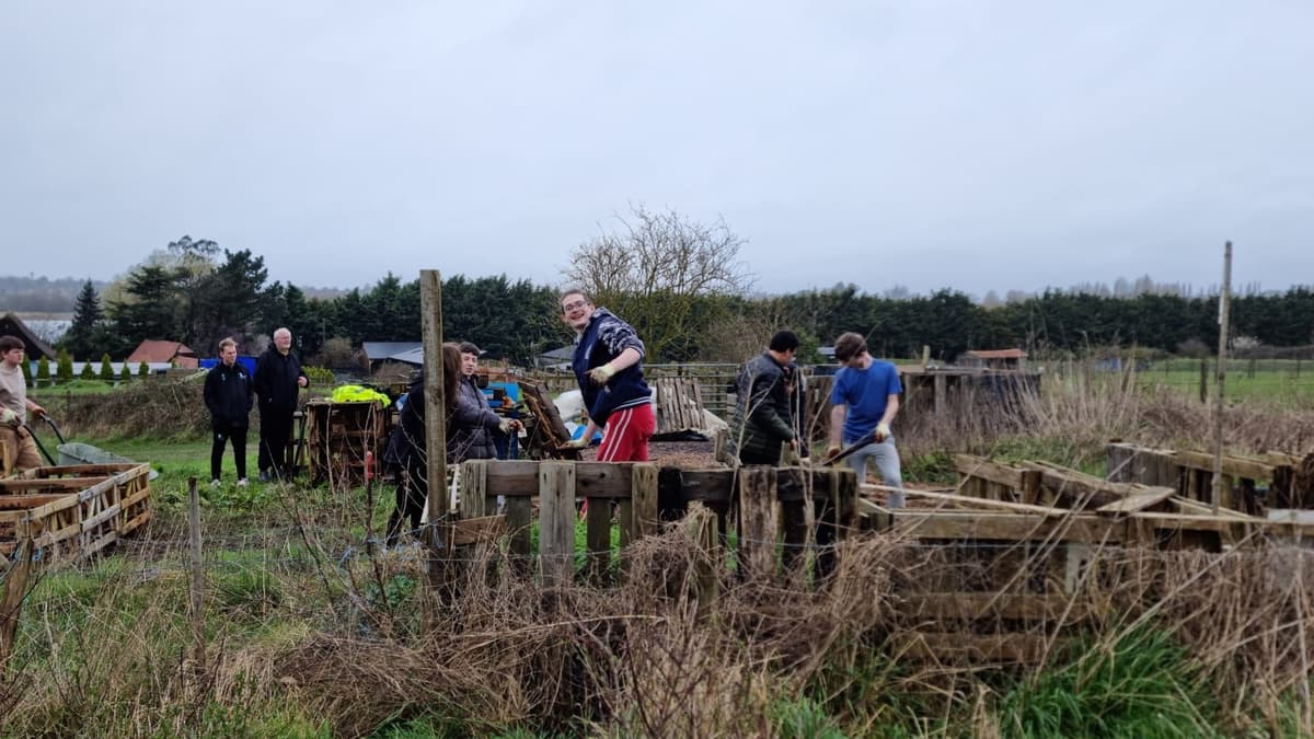 Enthusiastic young helpers brighten the day at Farnham Community Farm ...