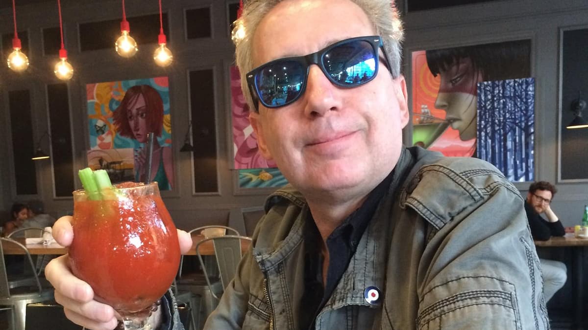 Group of 25 to walk Jurassic coast in memory of a friend ...