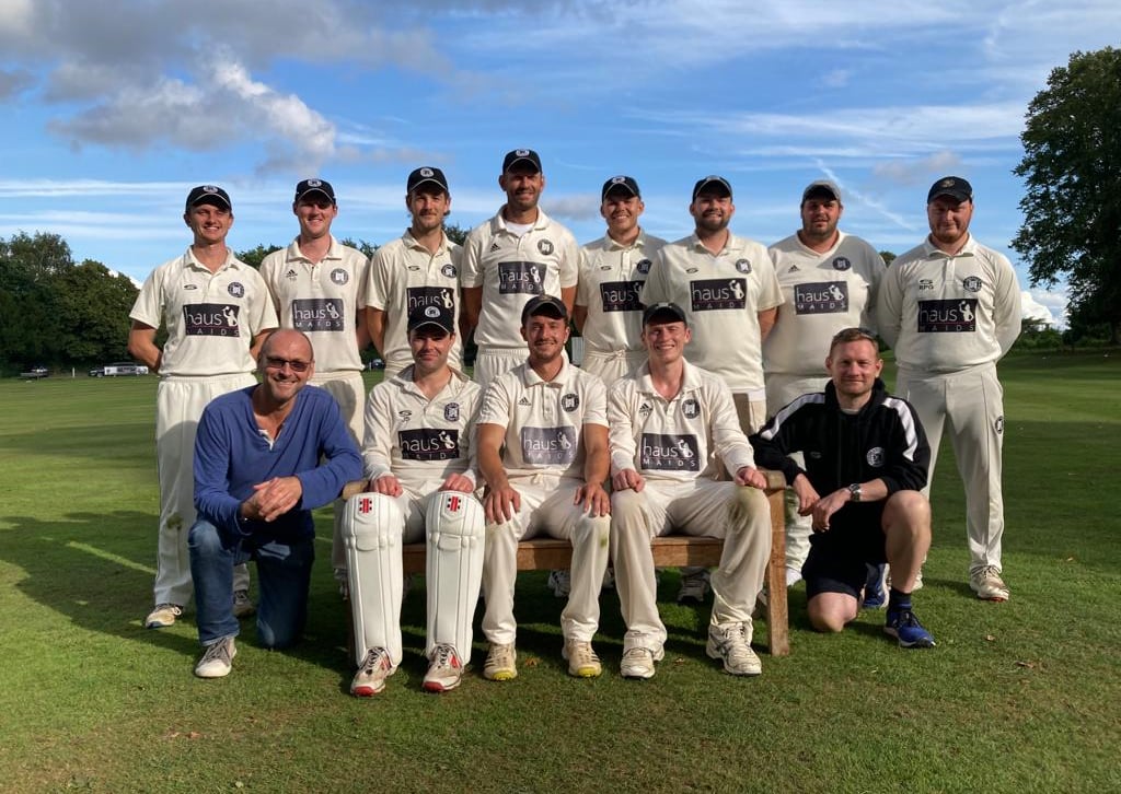 Farnham secure thrilling last-ball victory | farnhamherald.com