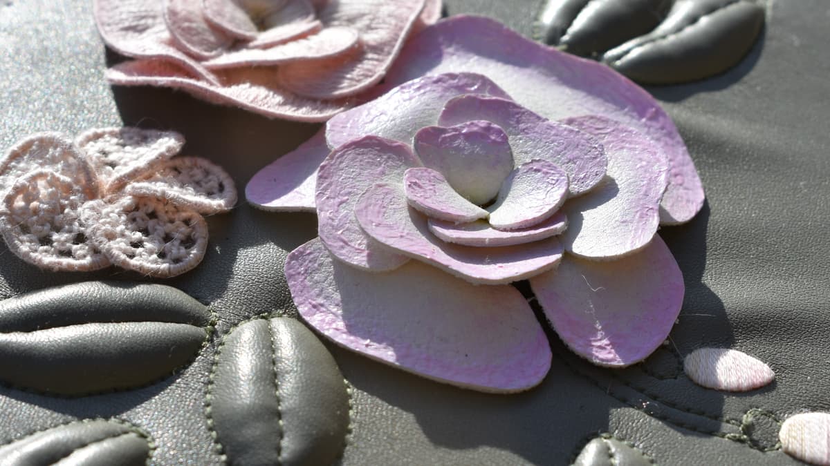 Exhibition explores work of award-winning hand embroidery artist ...