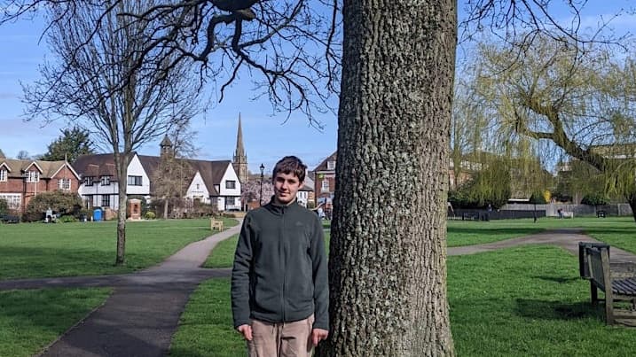 Farnham's youngest tour guide back on the history trail | farnhamherald.com