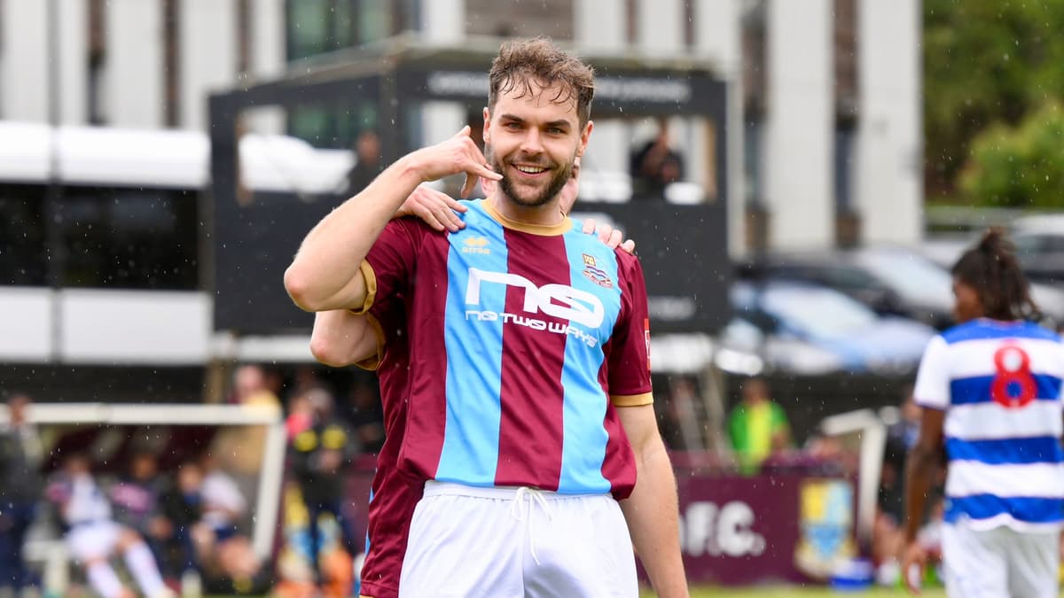 Town beat Championship outfit | farnhamherald.com