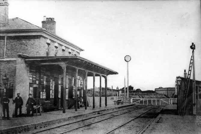 Peeps Into The Past: How the railway came to Farnham 175 years ago ...