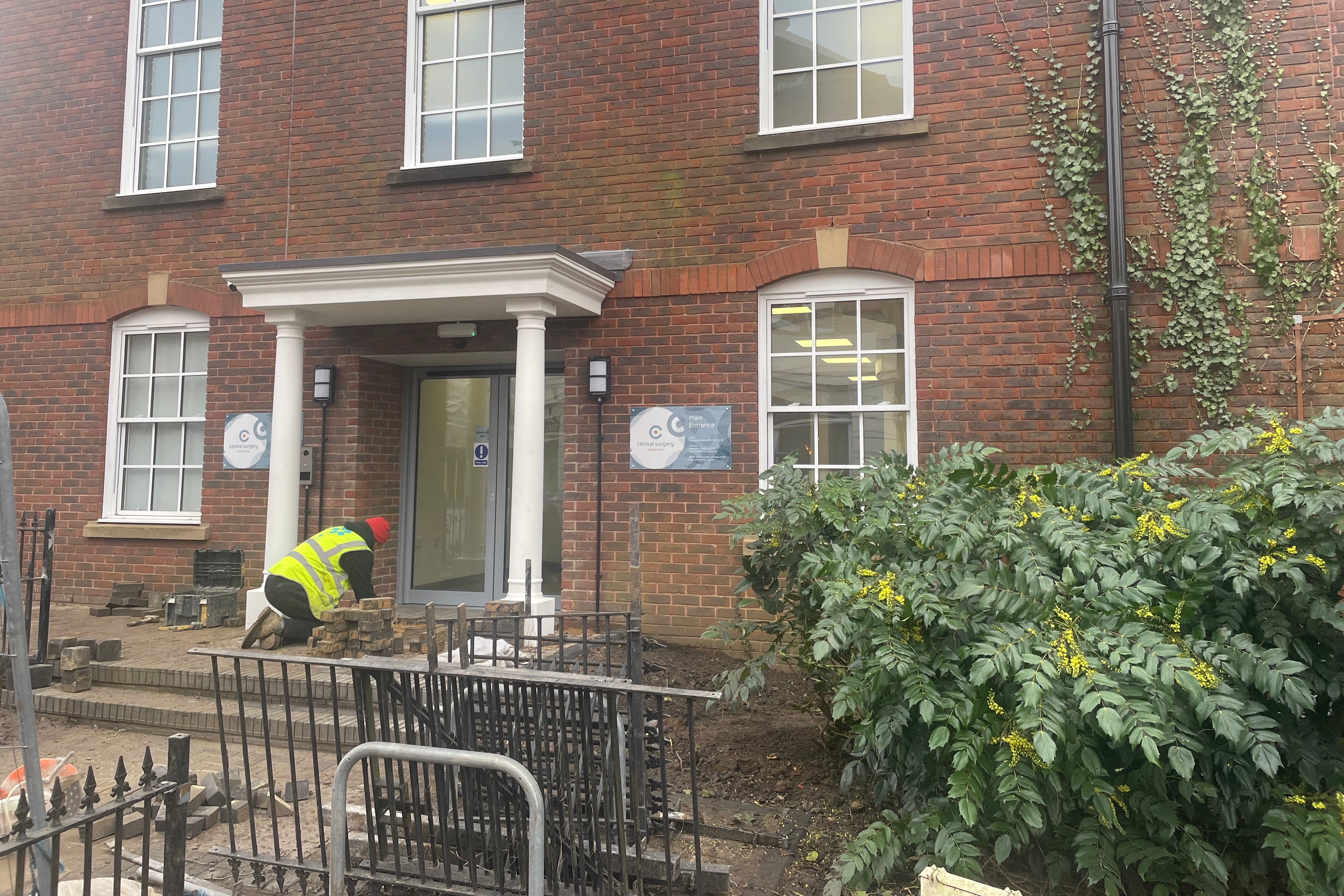 Welcome to Farnham's brand new "surgey" | farnhamherald.com