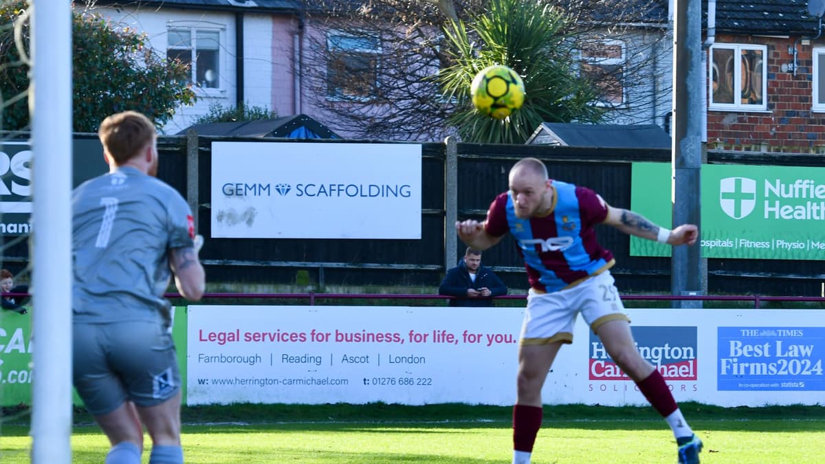 League leaders Town earn impressive win against Tanners | farnhamherald.com