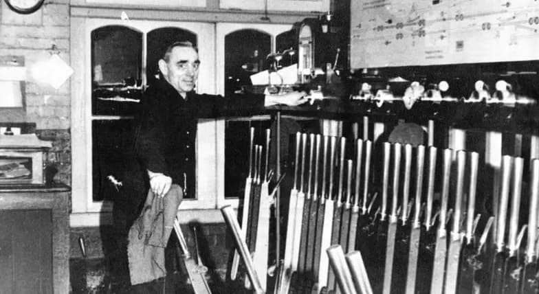 End of the line for Haslemere’s iconic signal box – but it's not going ...