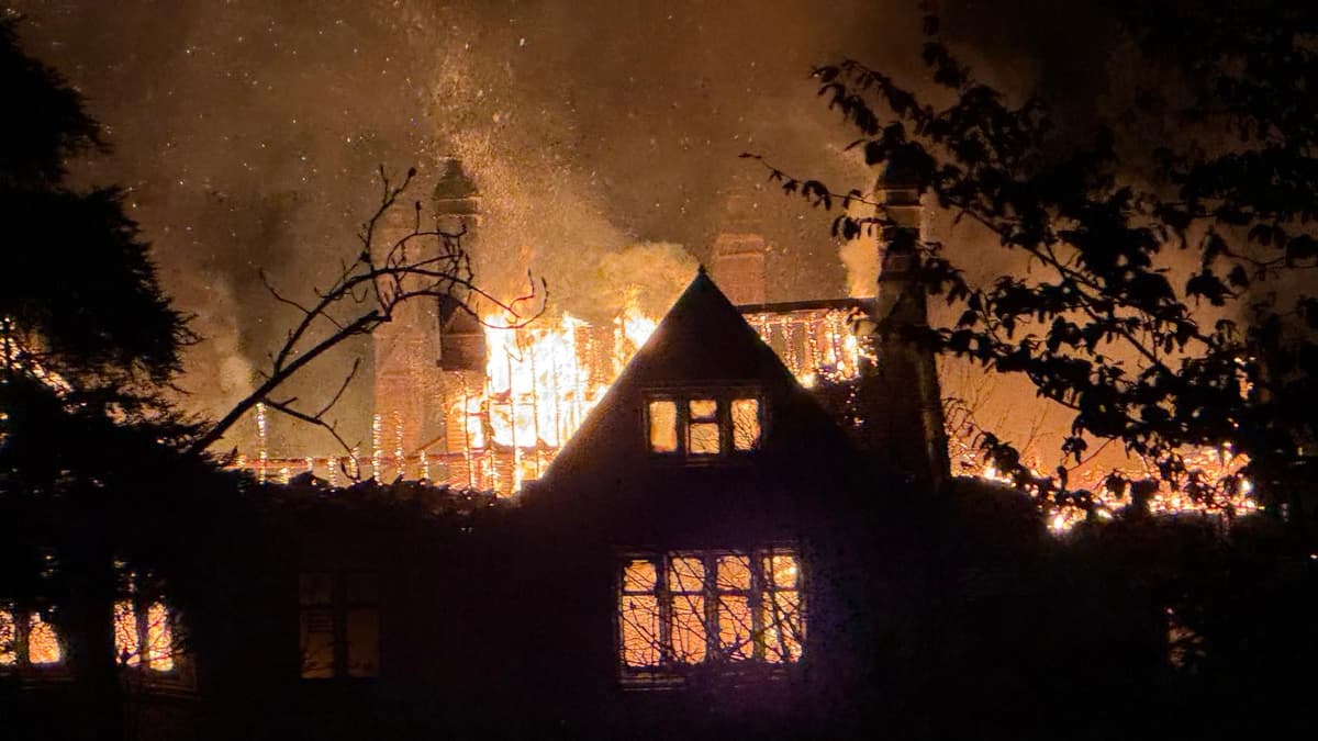 WATCH: Historic house severely damaged in late-night blaze ...