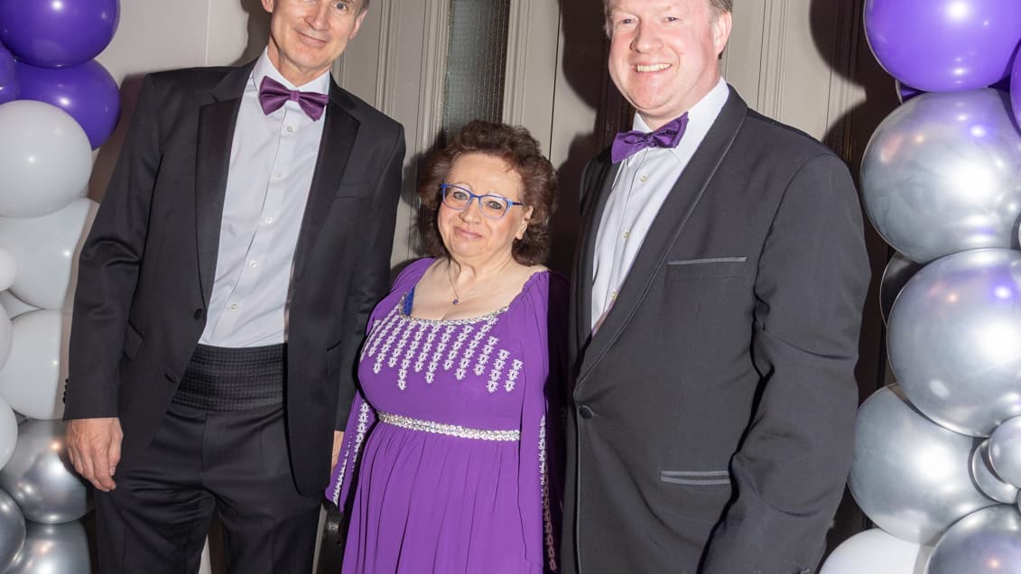 MPs help raise £22,000 at Royal Surrey Cancer Centre charity auction ...