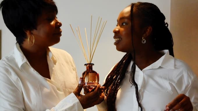 Mum and daughter seek to raise £30k to set up candle shop in ...