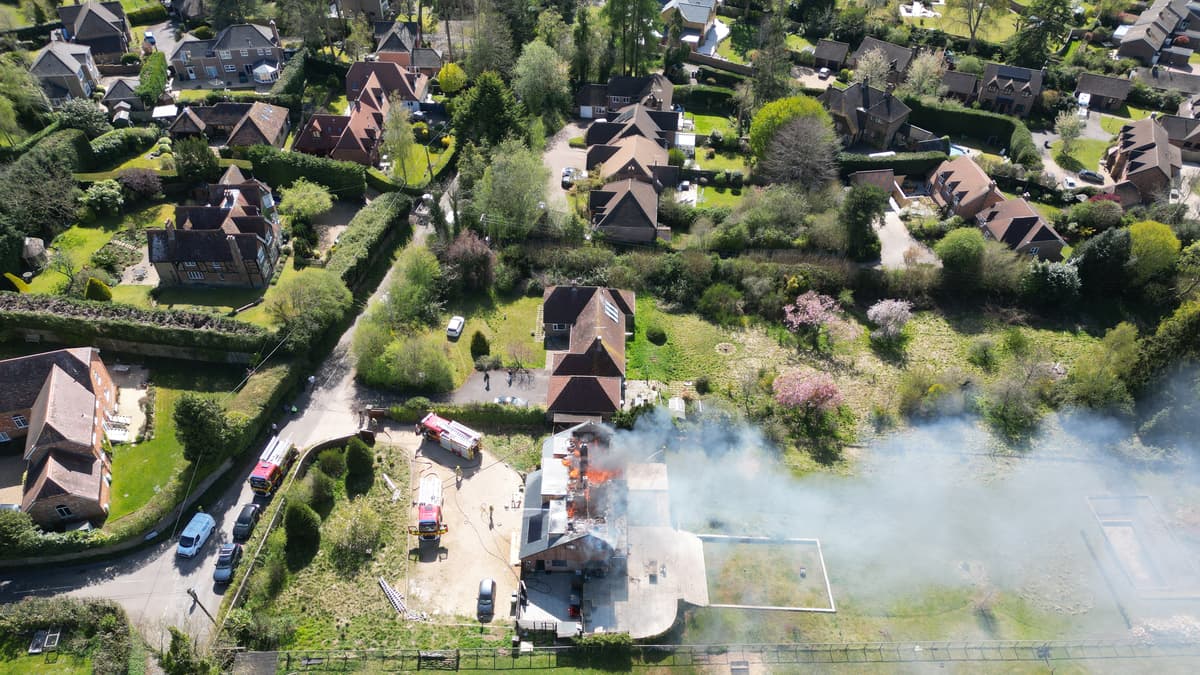 WATCH: Hampshire firefighters tackle serious house fire in Liss ...