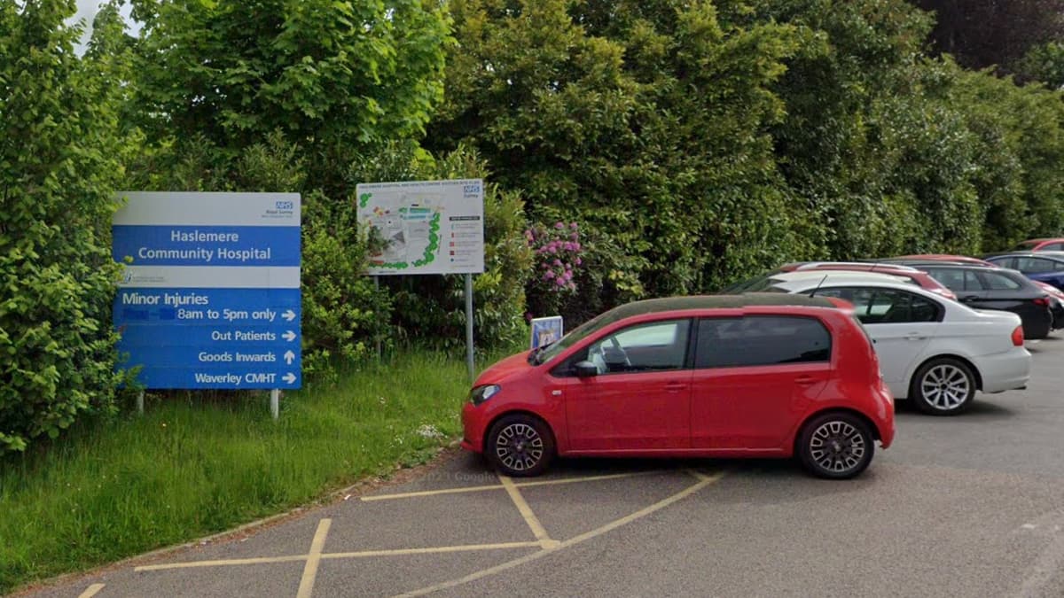 Surrey hospital wards close as trust seeks new medical cover ...