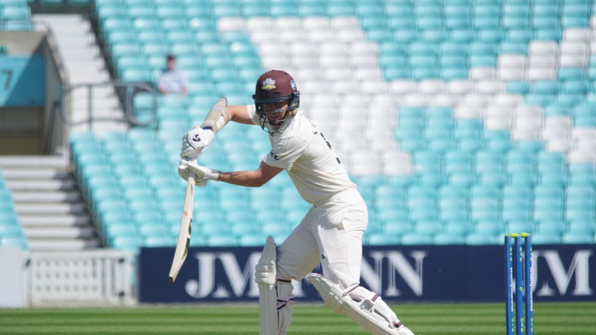 Surrey earn hard-fought draw against Essex | farnhamherald.com