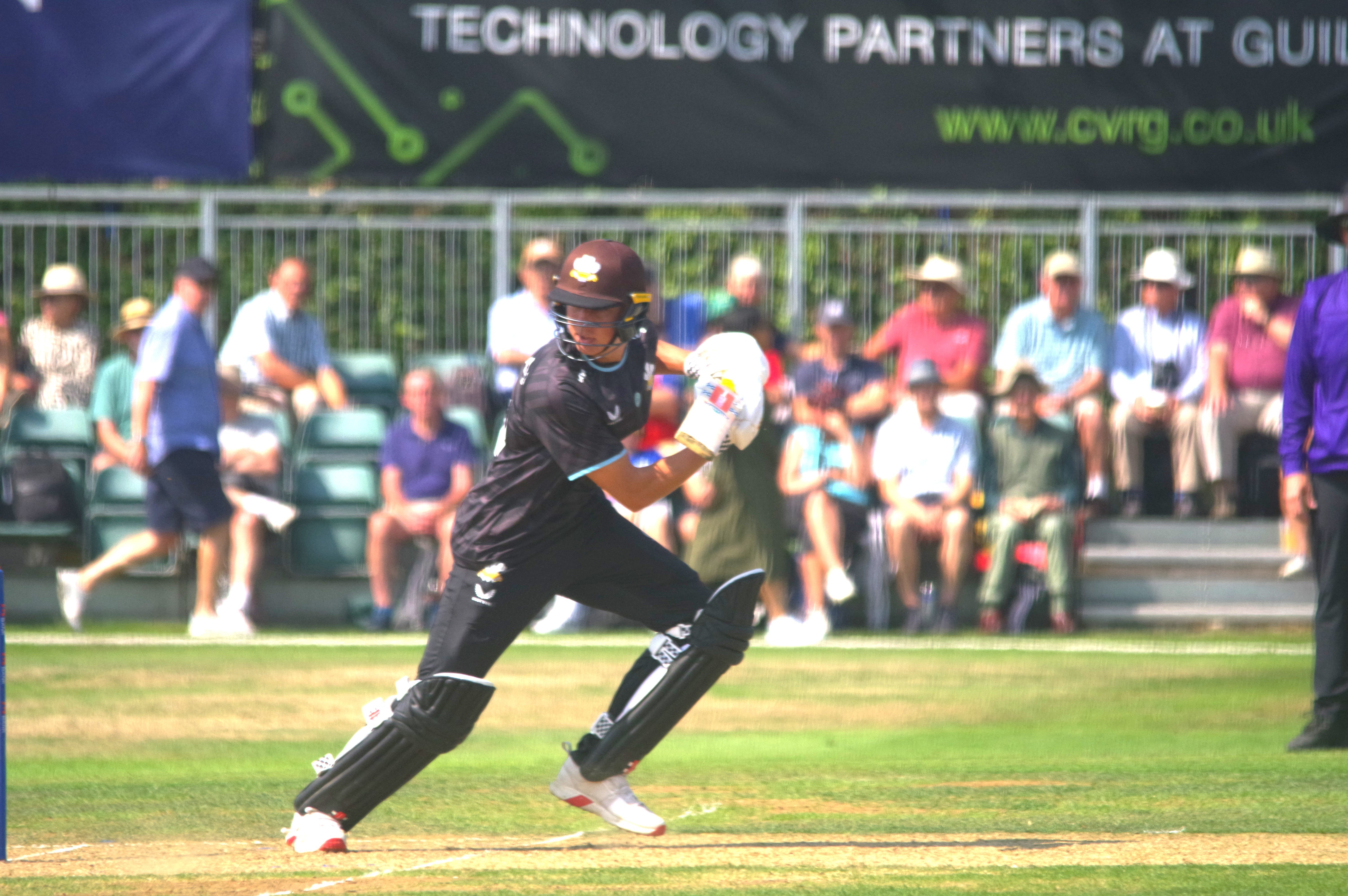 Young Surrey trio show gain worth the pain | farnhamherald.com