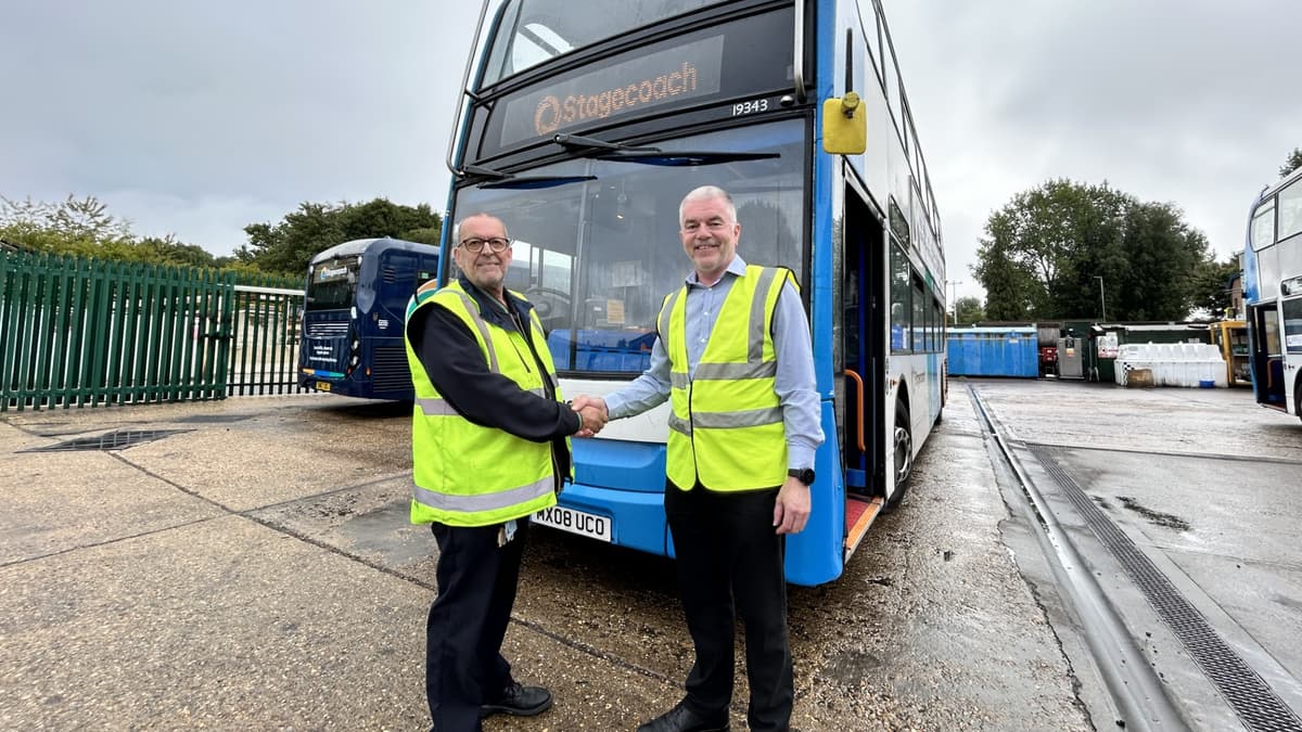 Stagecoach south driver retires after 27 years on the road ...
