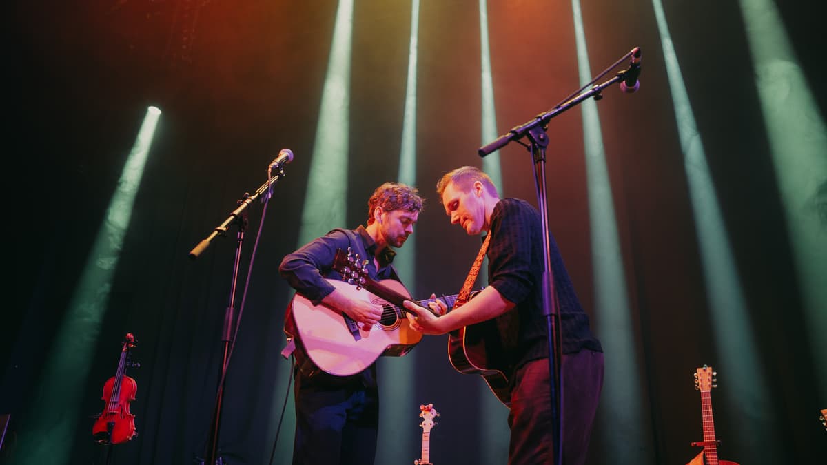 Artists from Devon and Edinburgh coming to Grayshott Folk Club ...