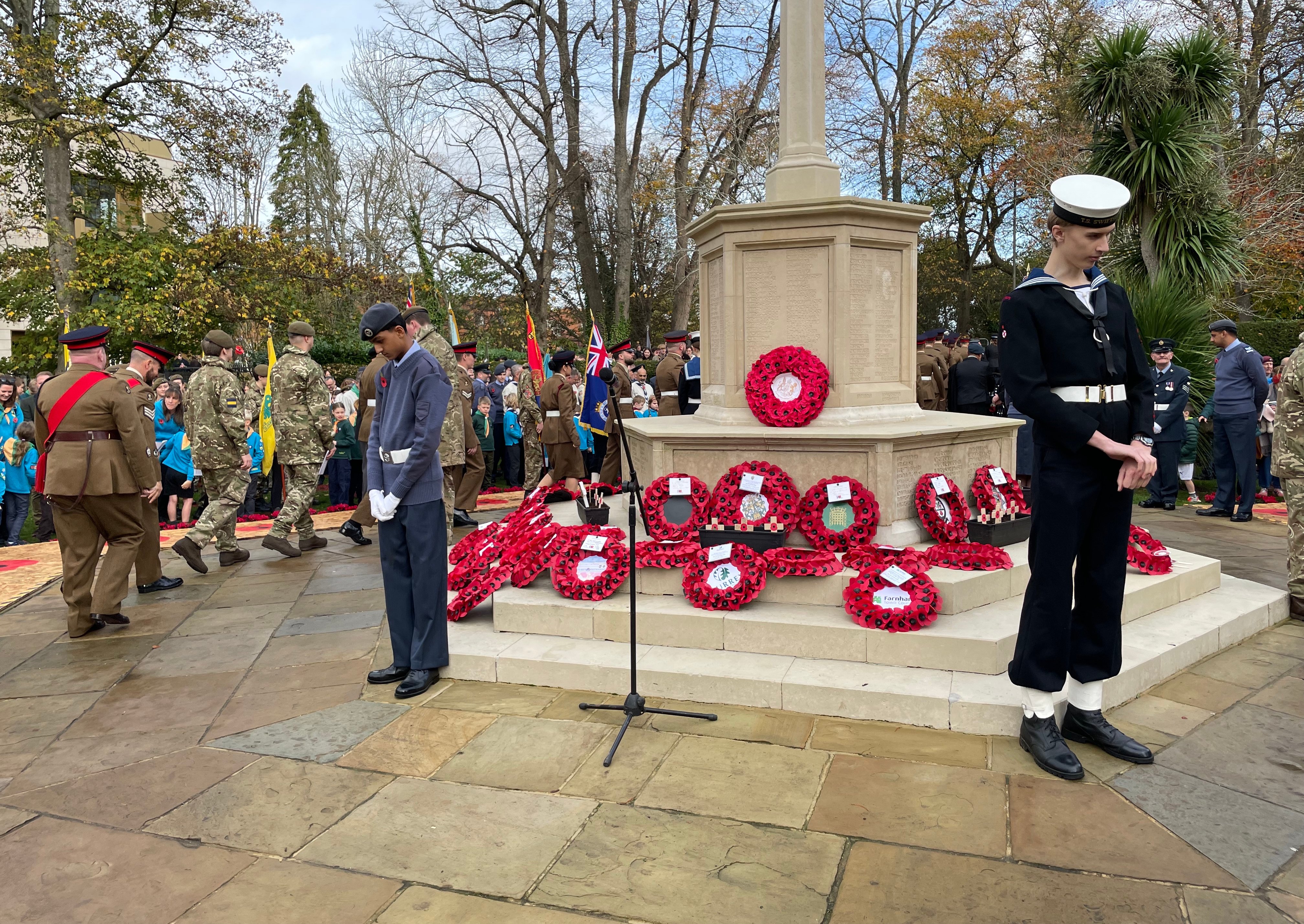WATCH: Farnham pays its respects on Remembrance Sunday 2025 ...