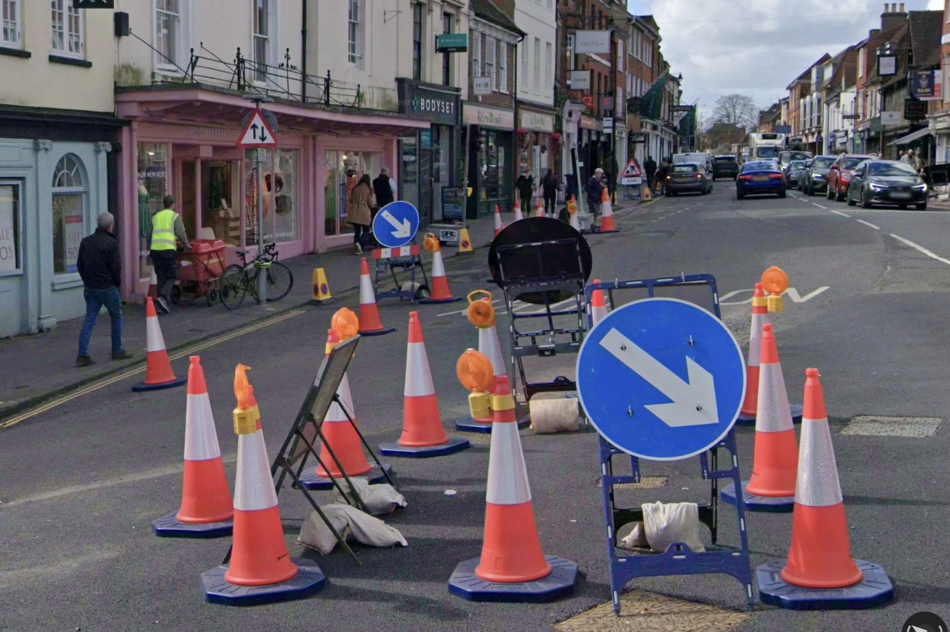 Christmas parking present for town | farnhamherald.com