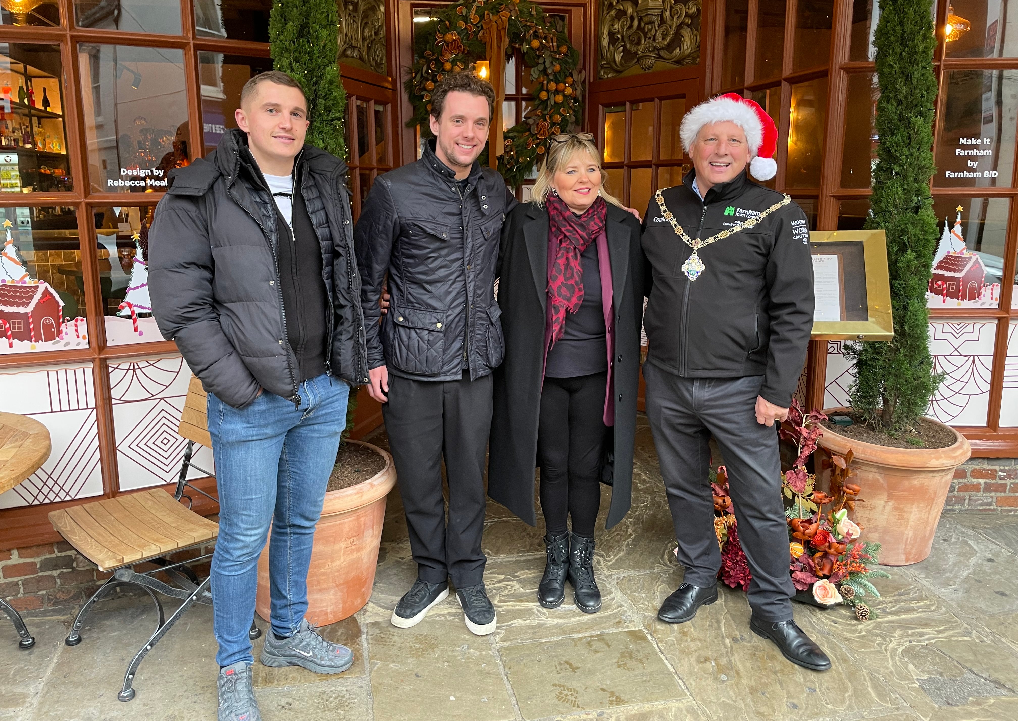 Italian restaurant tastes victory in Farnham's festive window contest ...