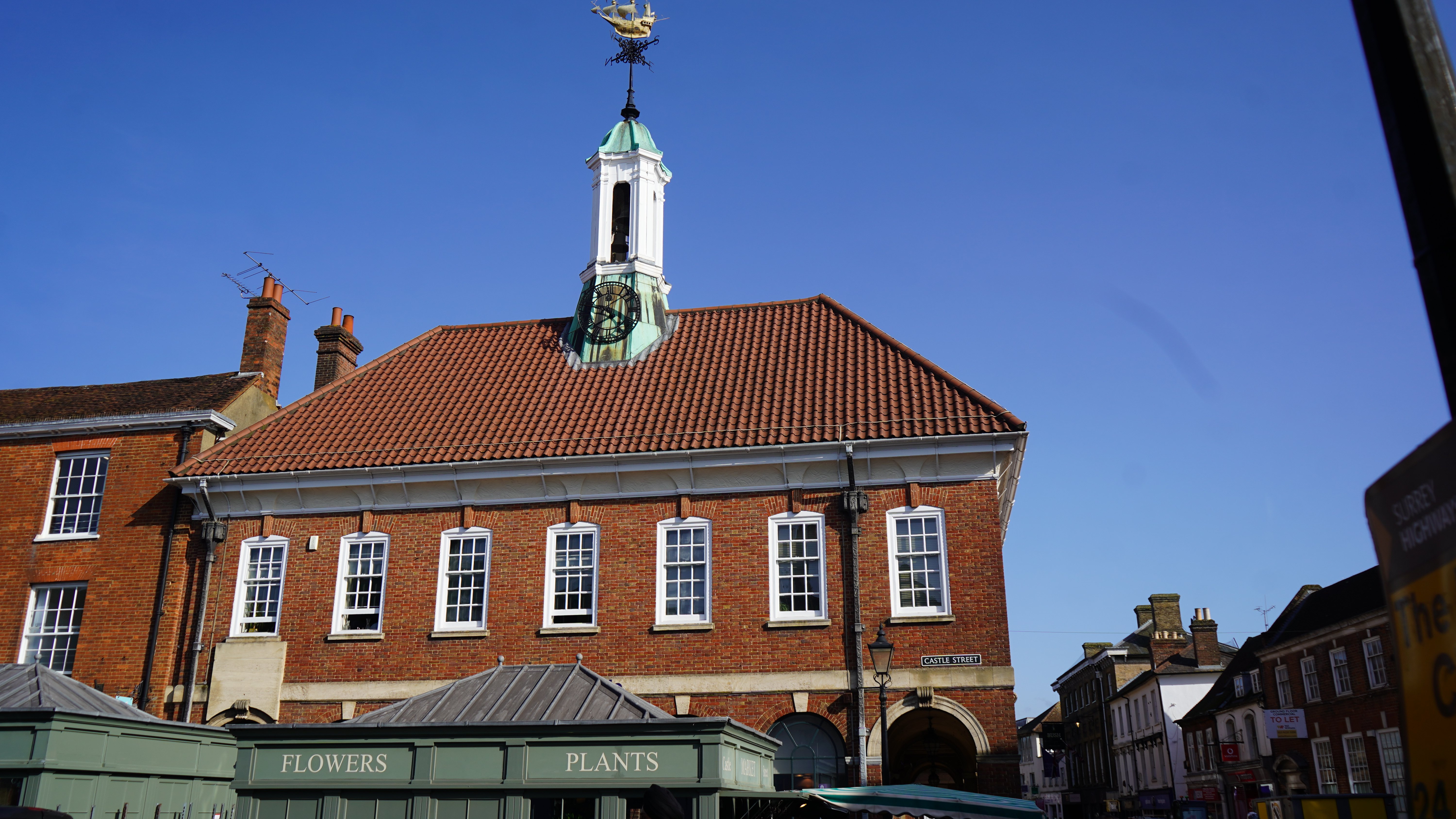 Time stands still as Farnham clock tower shuts for repairs ...