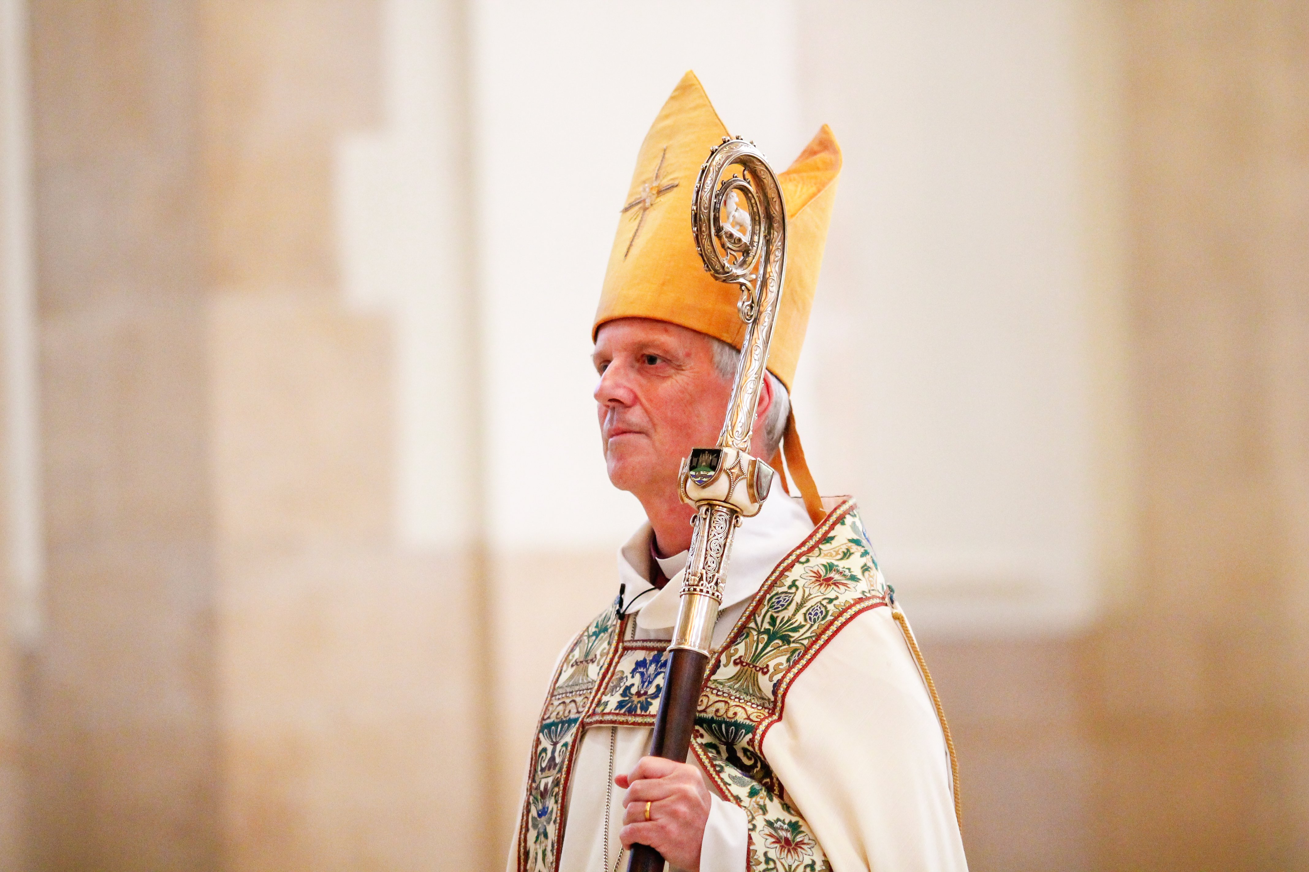 Surrey leaders pay tribute to the Bishop of Guildford | farnhamherald.com